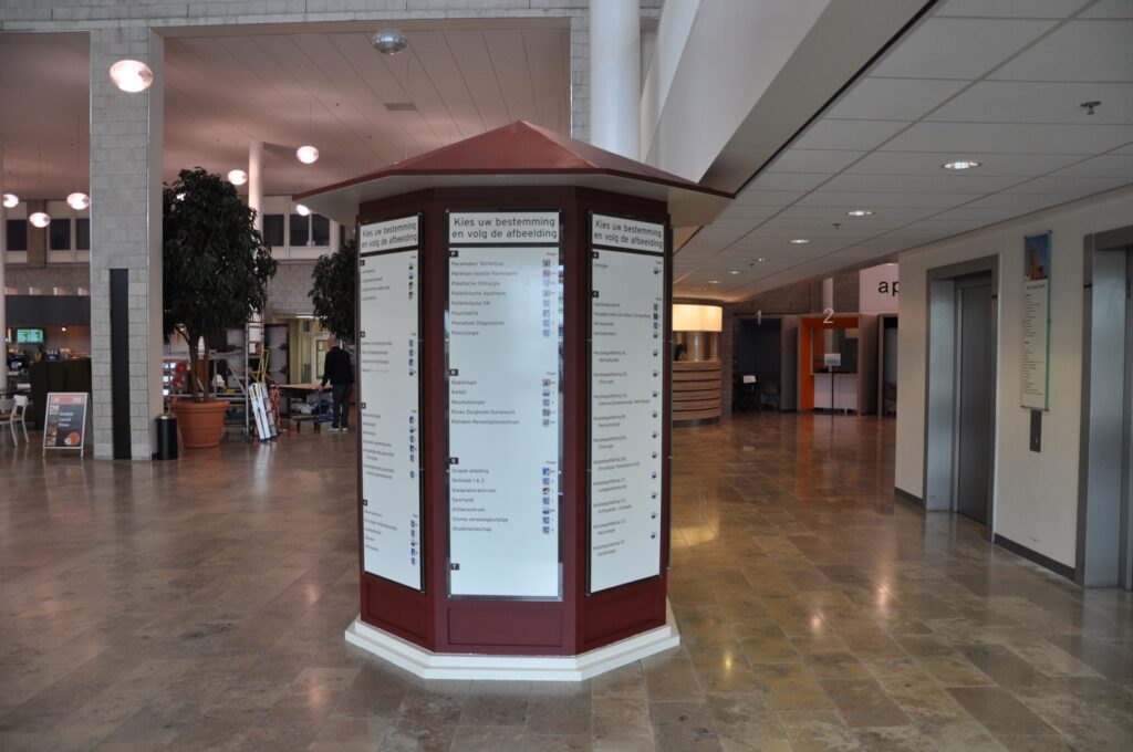 Informatieborden in vele uitvoeringen bij Menoor Bewegwijzering